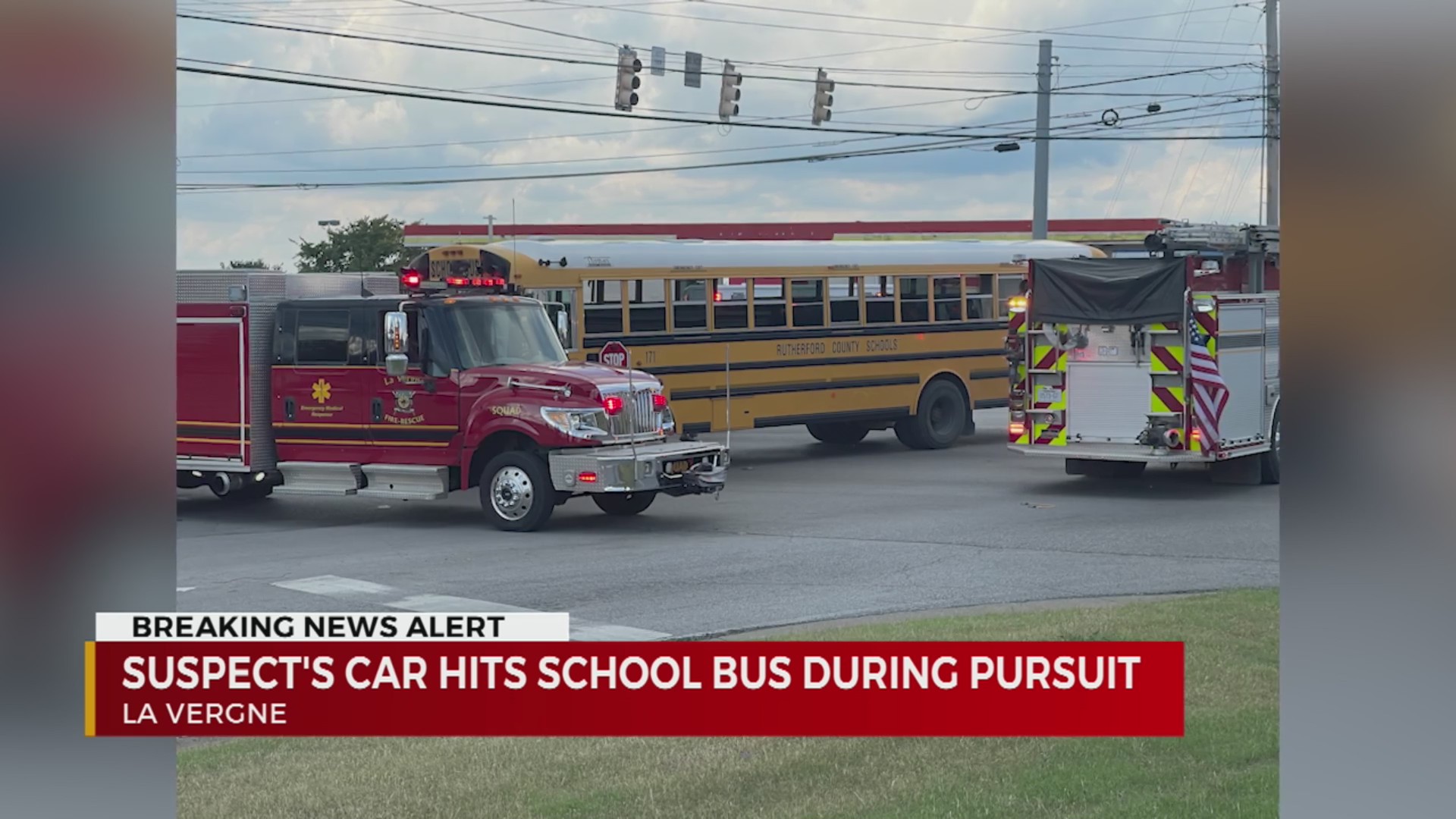Police chase ends with suspect vehicle hitting Tennessee school bus ...