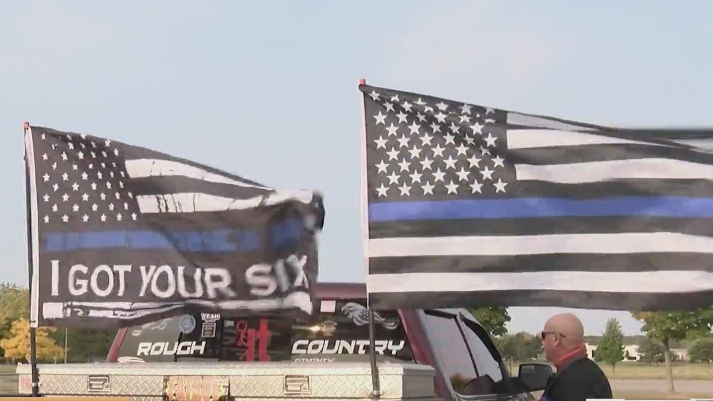 Fmr. police captain weighs in on LAPD banning display of “thin blue ...