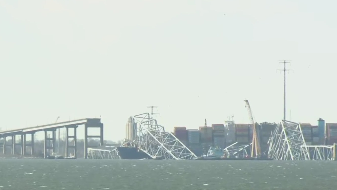 Cranes arriving to start removing wreckage from deadly Baltimore bridge ...