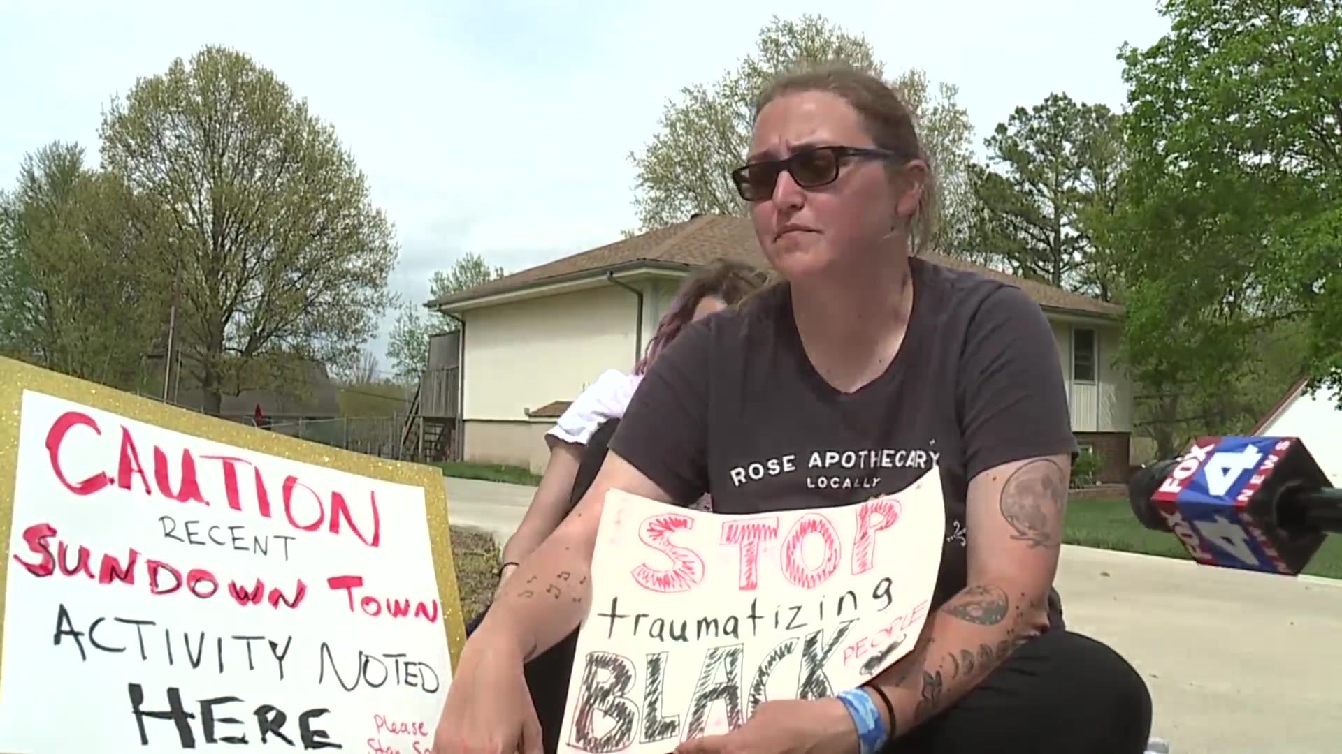 Outside home where Ralph Yarl was shot, small group keeps protest going ...