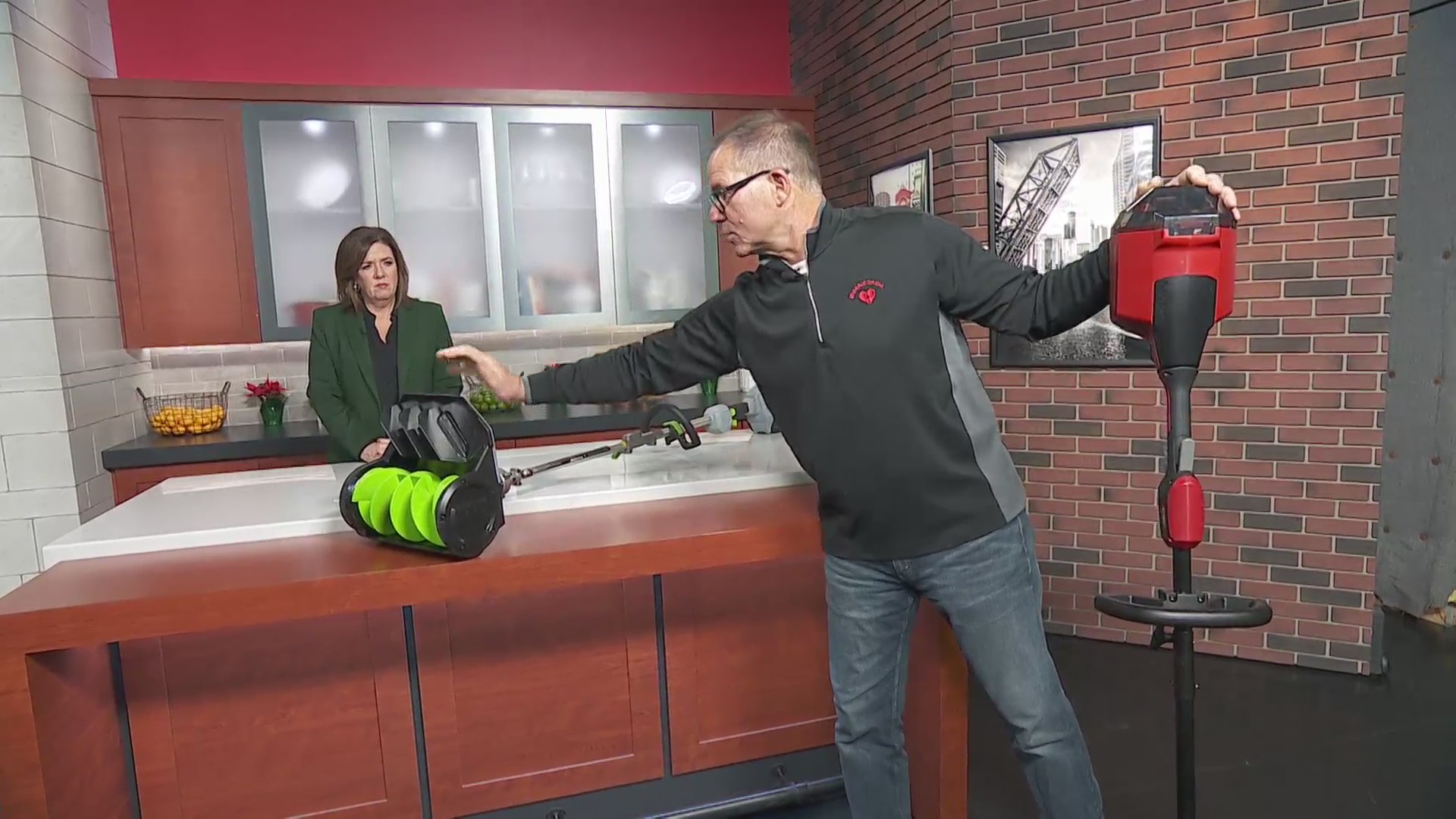 Mr. Fix It: Electric shovels – WGN-TV