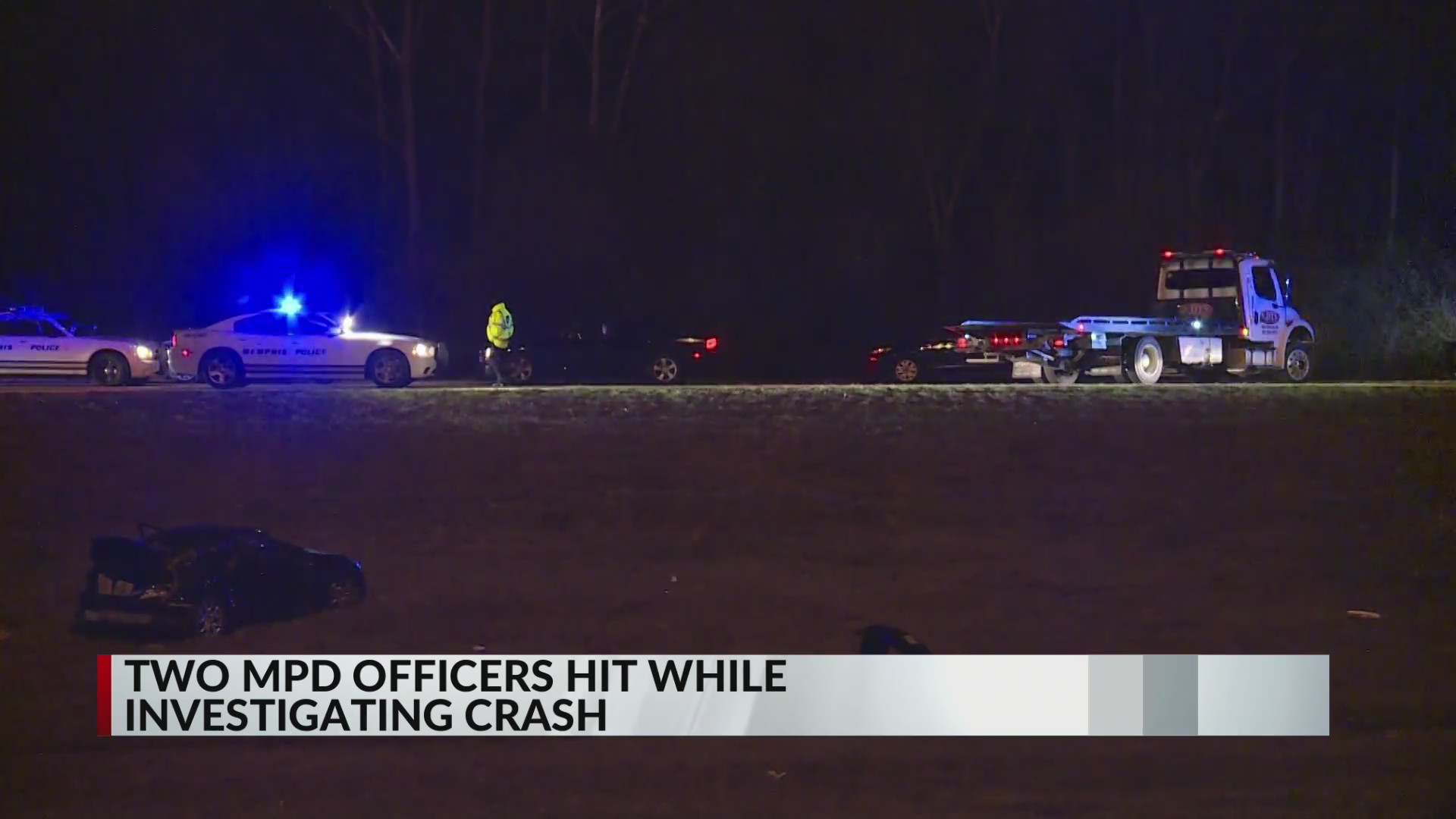 Car crashes into officers following shooting suspect on I-40 – WREG.com