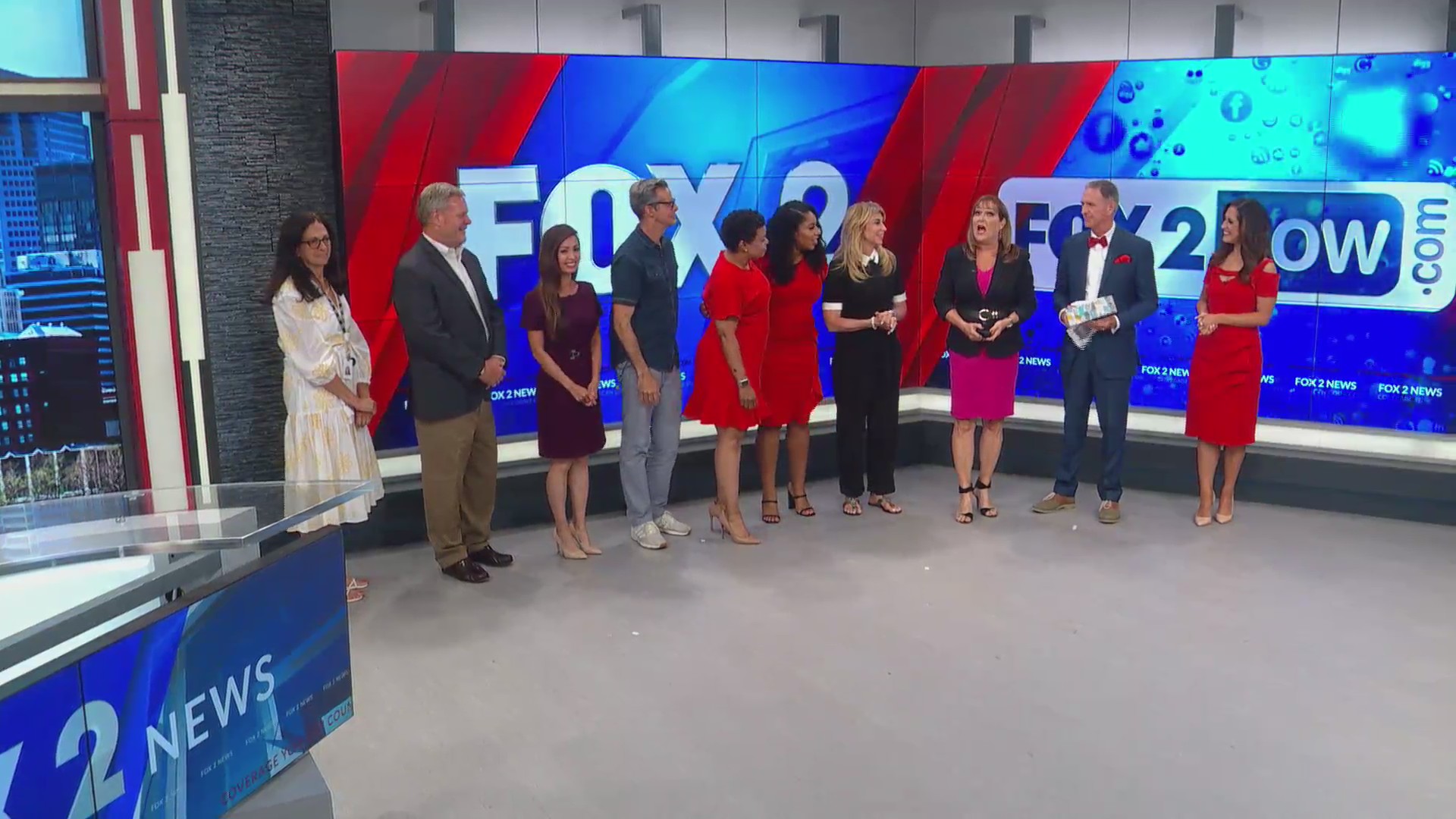 Morning news crew says goodbye to Randi Naughton – FOX 2