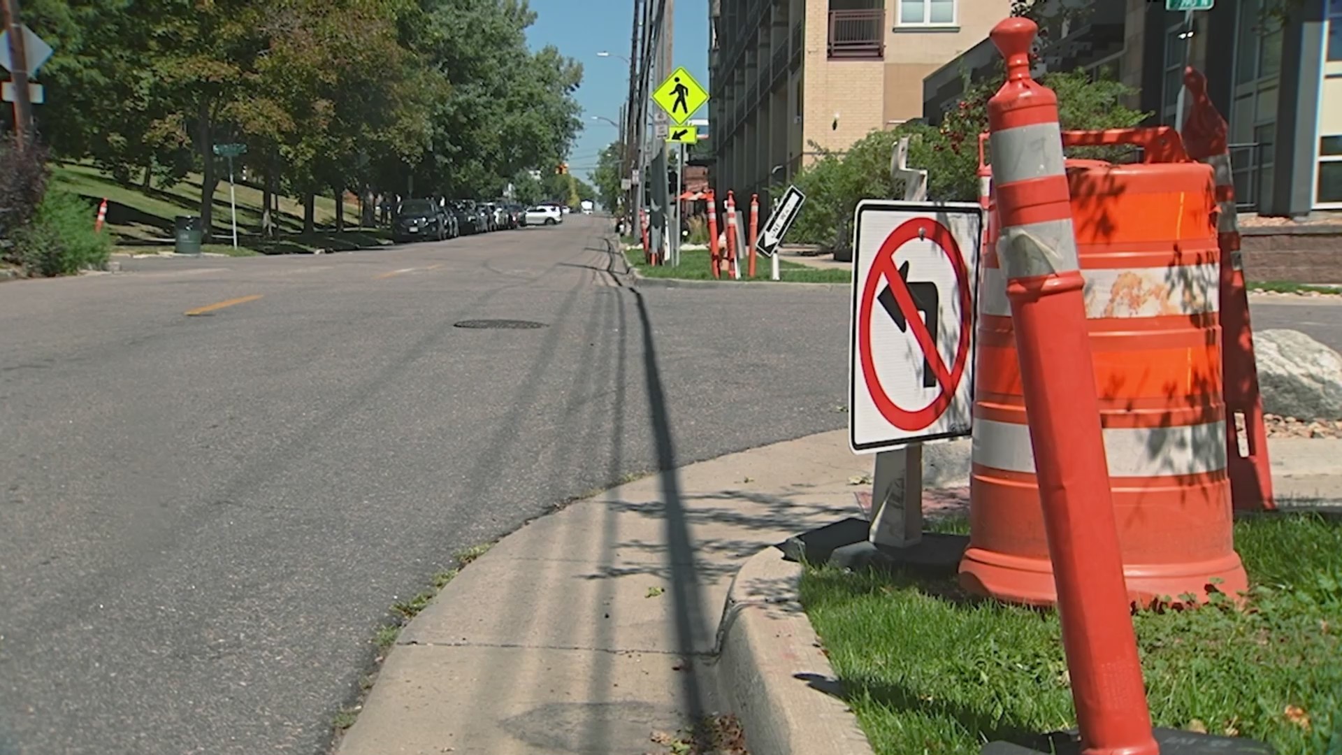 Denver residents frustrated by event traffic signs left on street ...