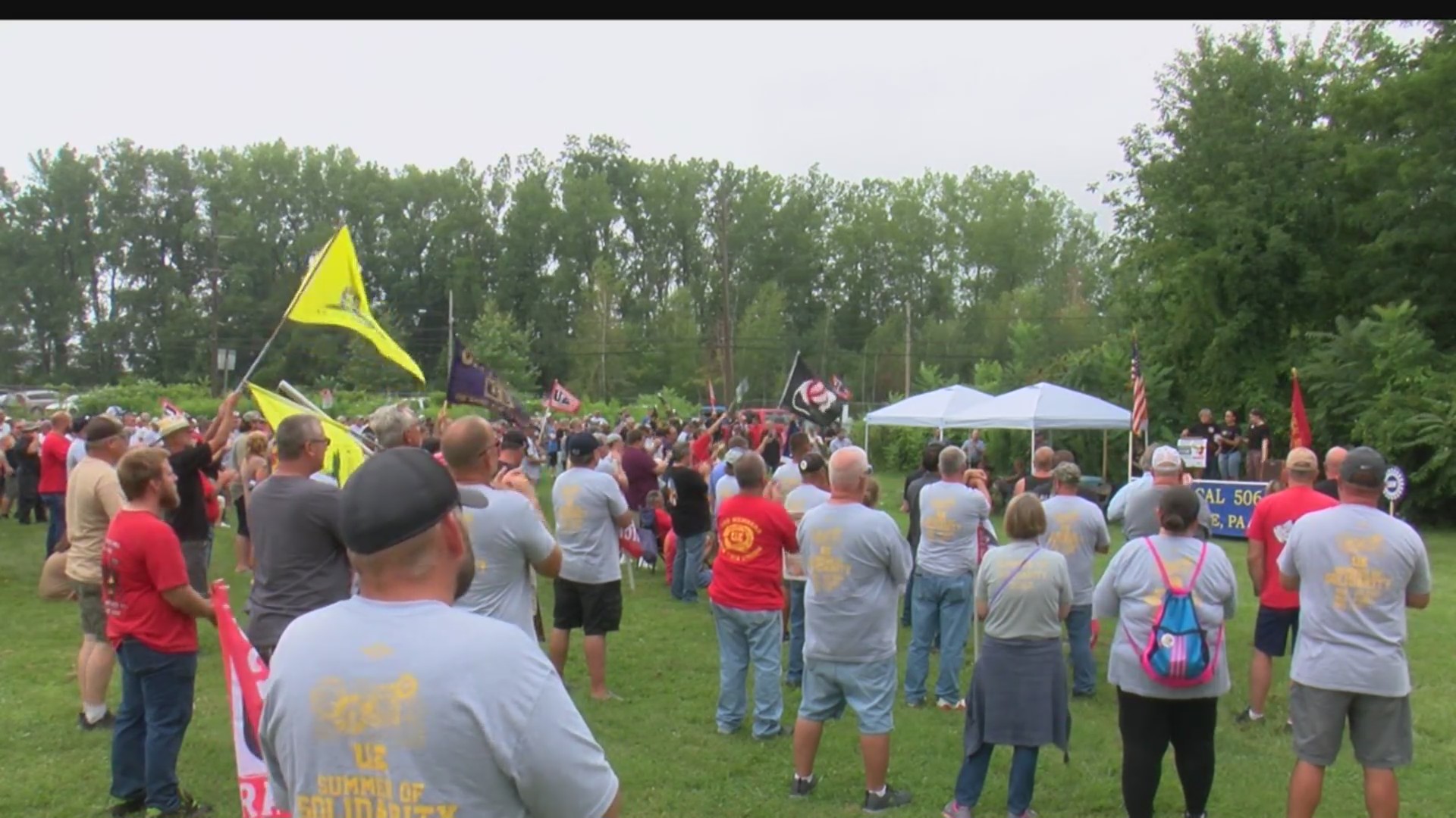 Union members light up support for Wabtec strike with John Fetterman ...