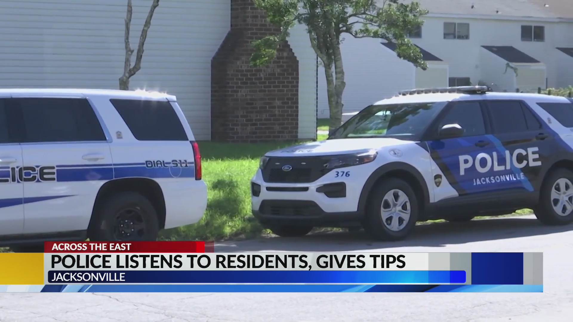 Jacksonville police hold ‘Front Porch Roll Call’ event – WNCT