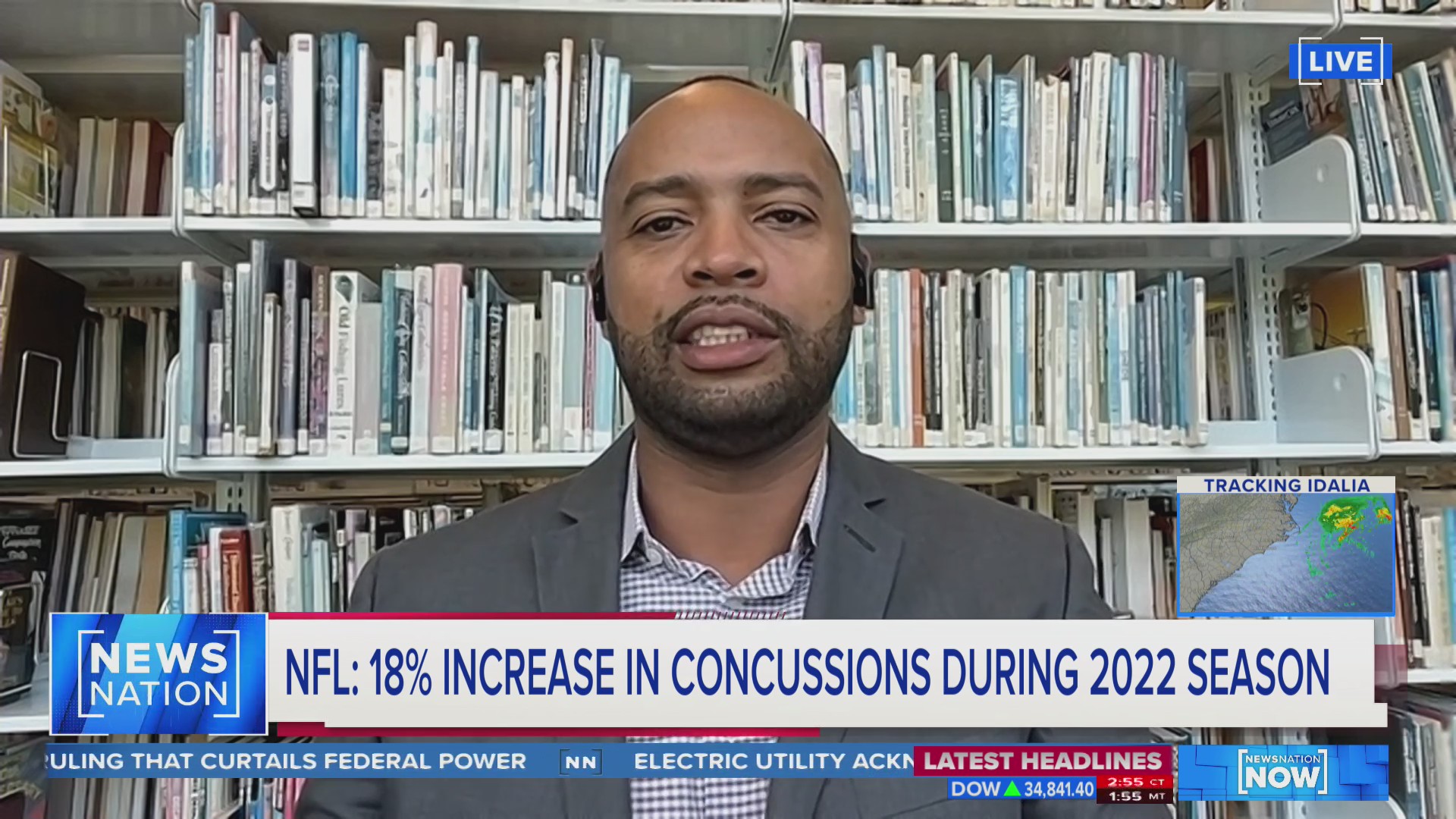 Former NFL quarterback describes health risks of playing football ...