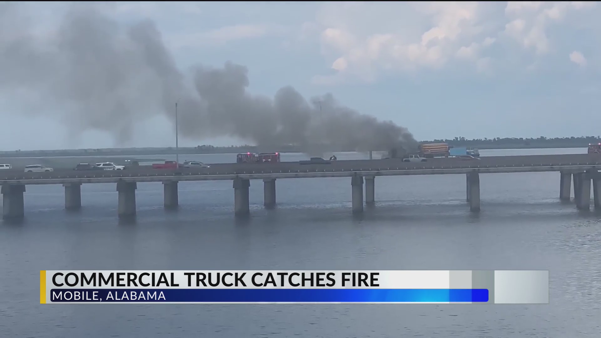 18-wheeler catches fire on I-10 westbound, backs up traffic – WKRG News 5