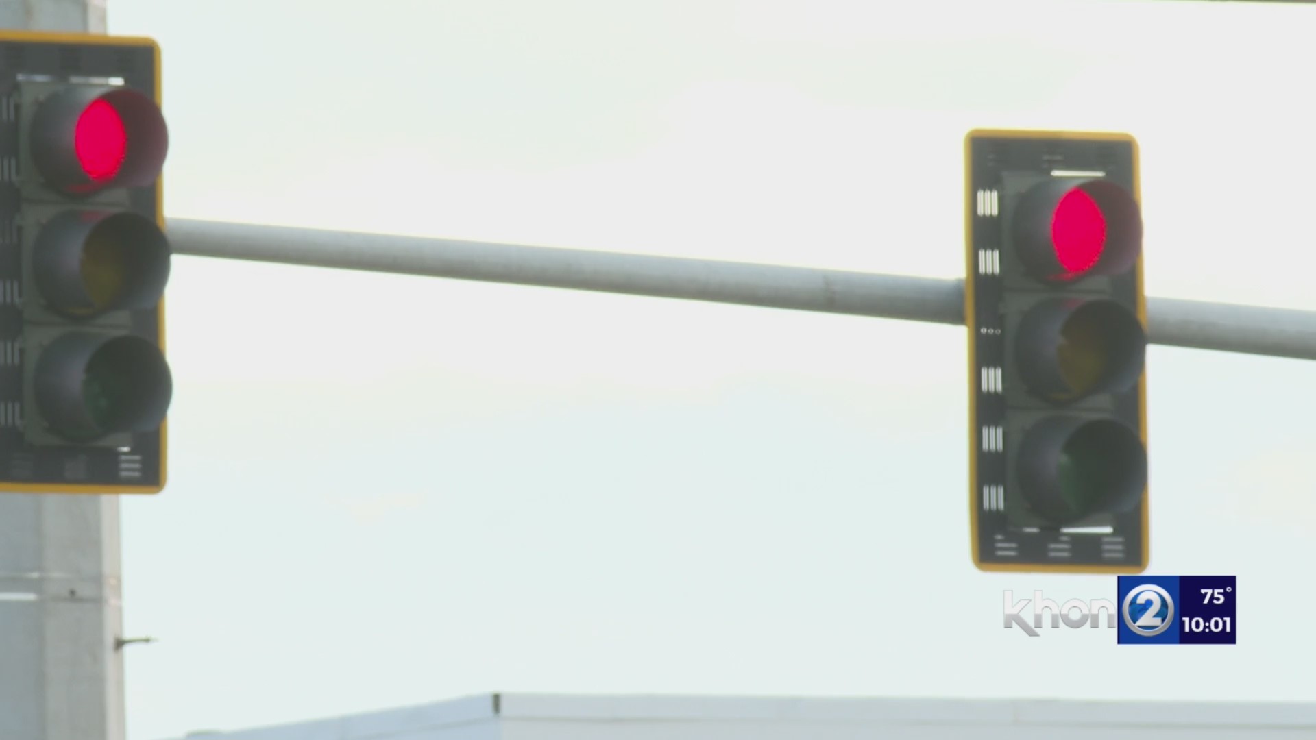 Red Light Safety cameras see huge reduction in red light runners – KHON2