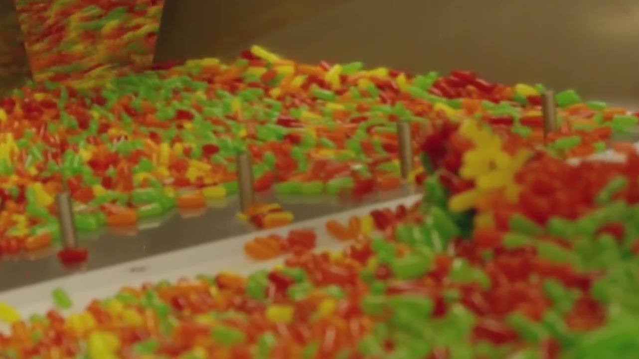 Survey reveals American’s top candy preferences for summer – KOIN.com