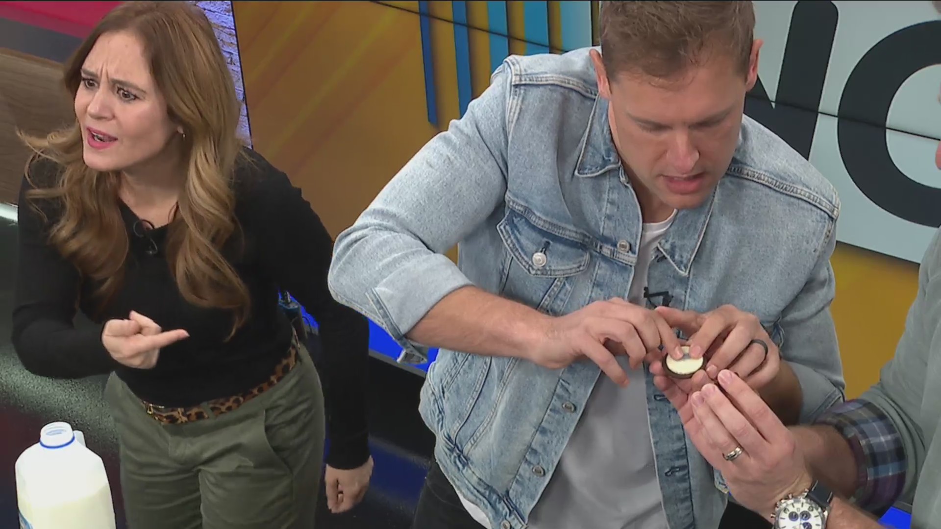 Mobley Magic: Oreos, milk and razor blades – Fox 59