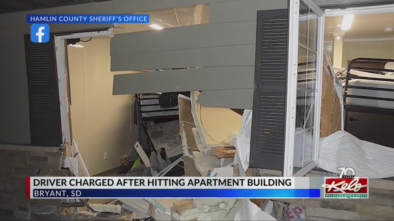 Vehicle crashes into Bryant building – KELOLAND.com