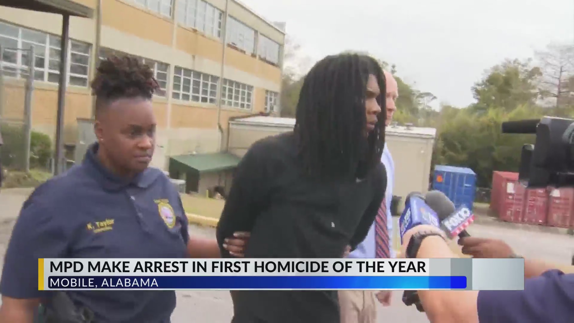 Man turns himself in to police in deadly apartment shooting: Mobile ...