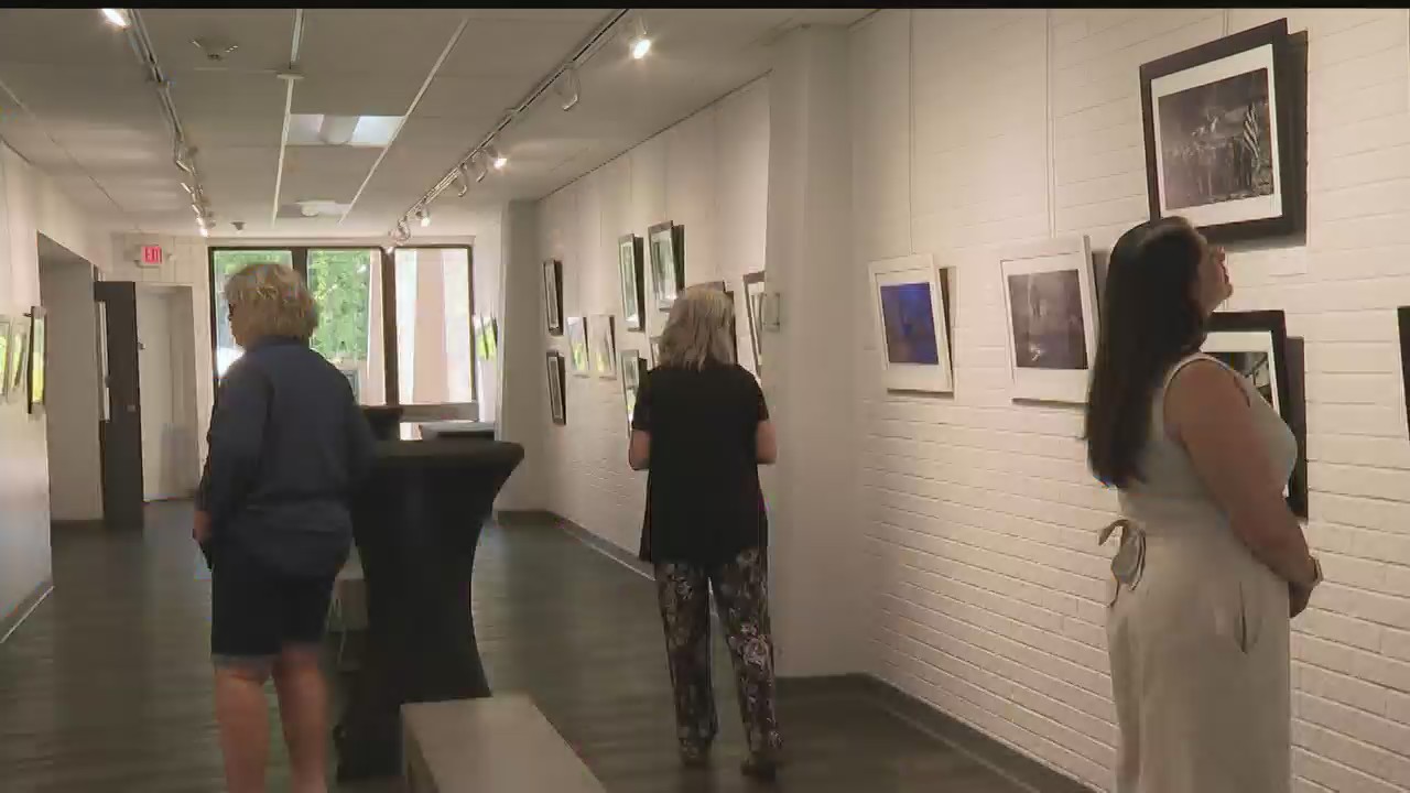 JCC welcomes new art exhibit: ‘Color vs. Black & White’ – WKBN.com