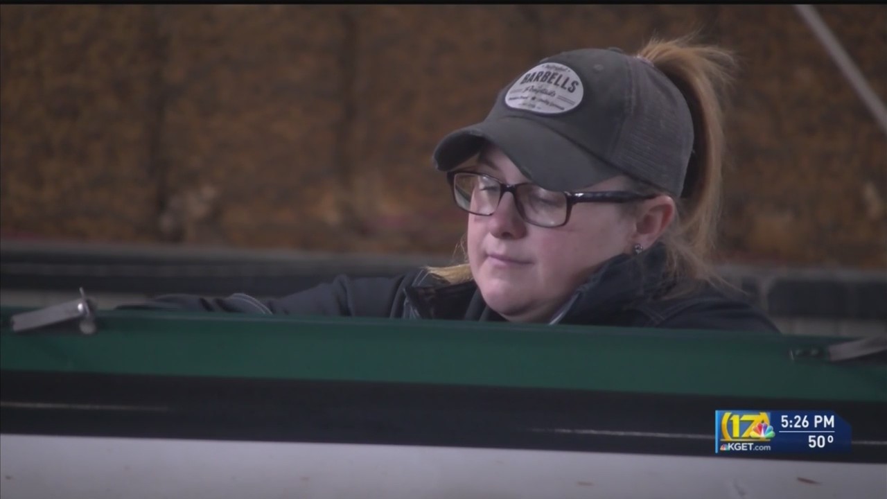 Aviation mechanic breaks barriers with KCSO – KGET 17 News