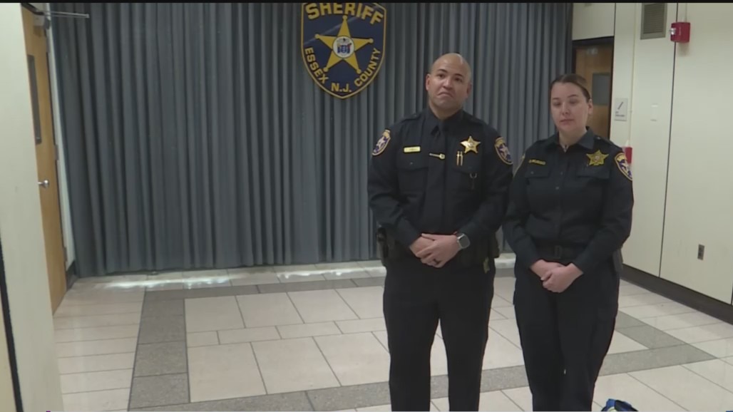Sheriff’s Officers in NJ save man’s life with CPR – PIX11