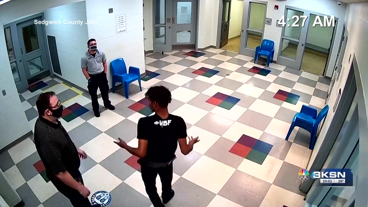 A breakdown of newly-released JIAC video footage of Cedric Lofton’s ...