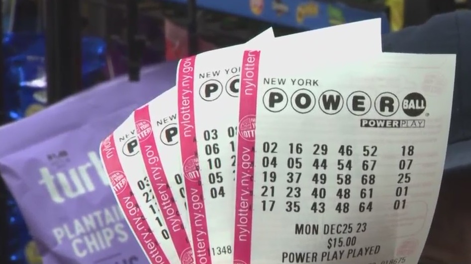 Powerball jackpot reaches $638M for Christmas drawing – PIX11