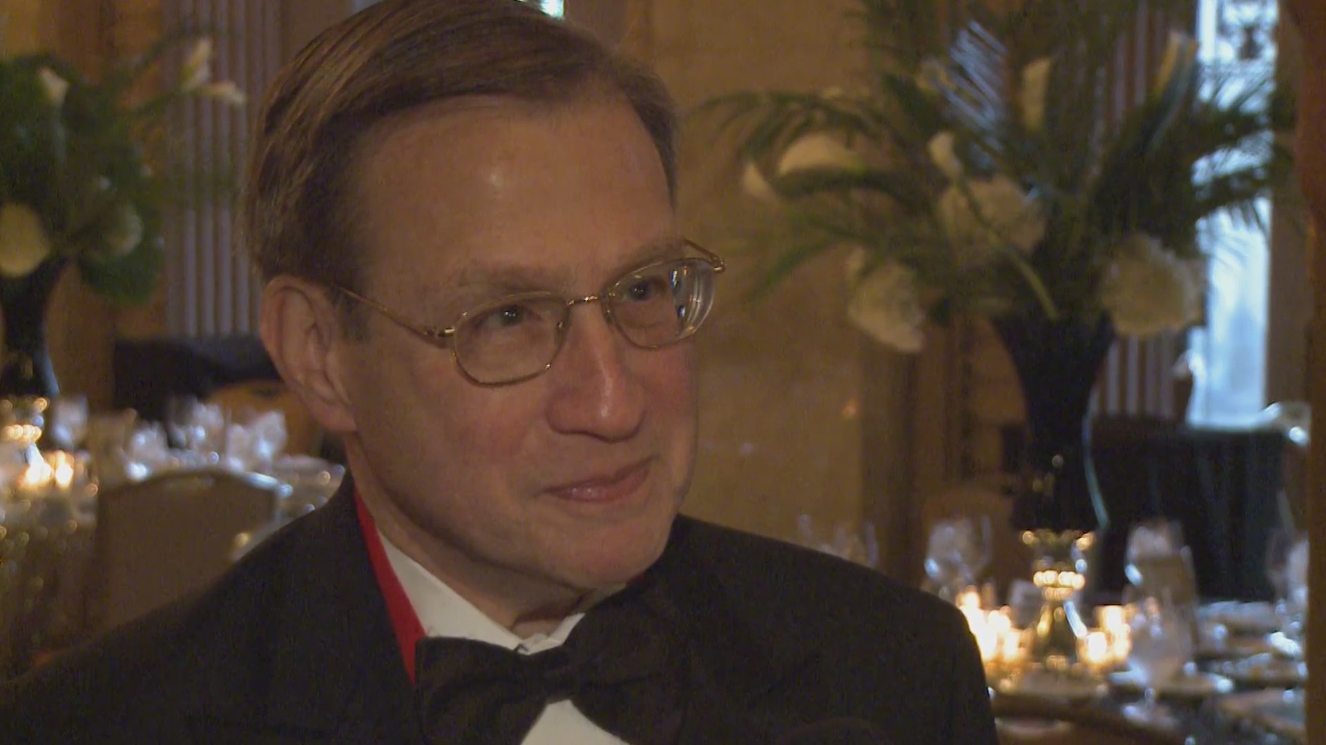 Michael Neidorff, longtime CEO of Centene, dies – FOX 2