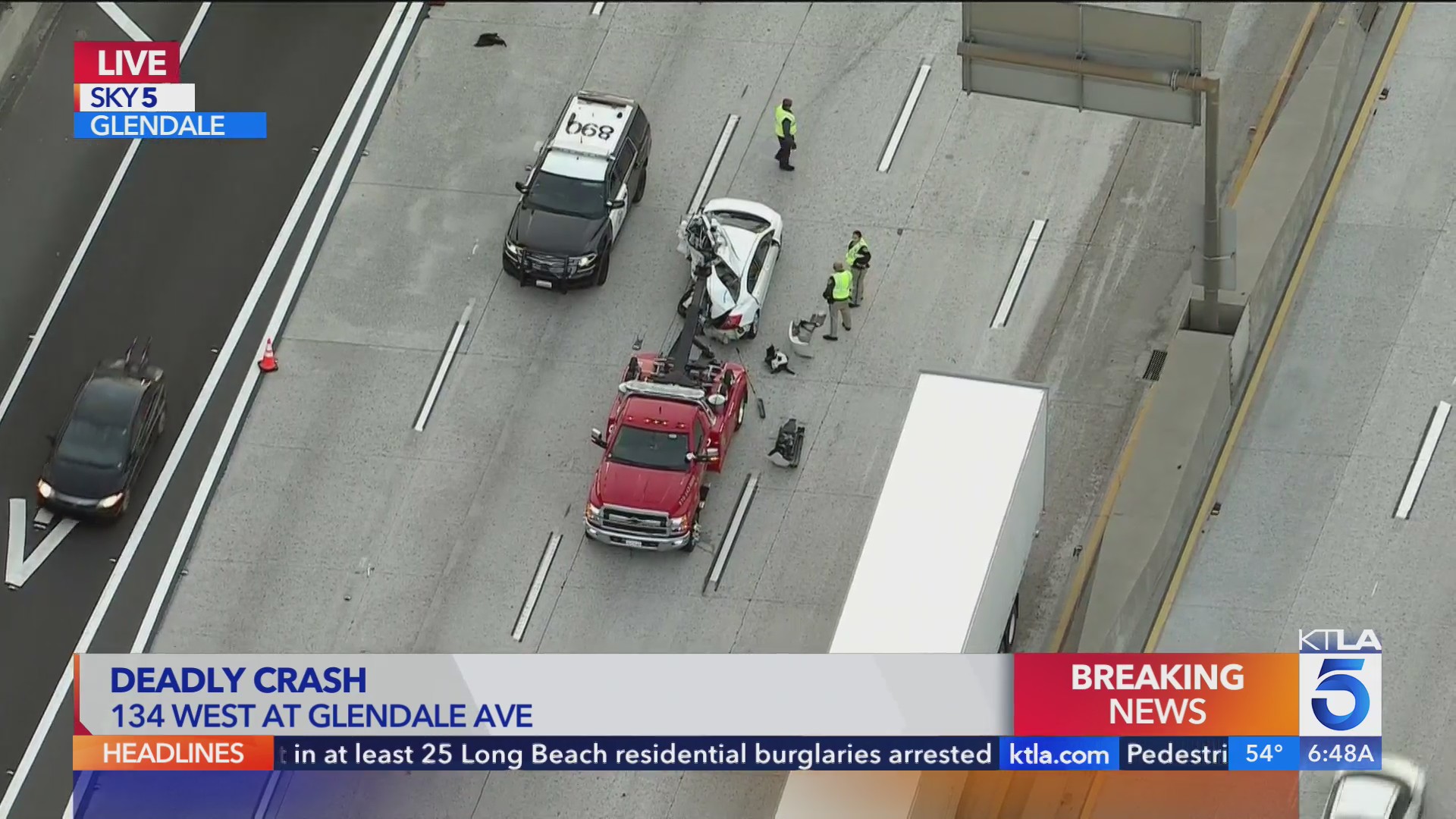 Deadly crash involving big rig causes backups on freeway in Glendale – KTLA