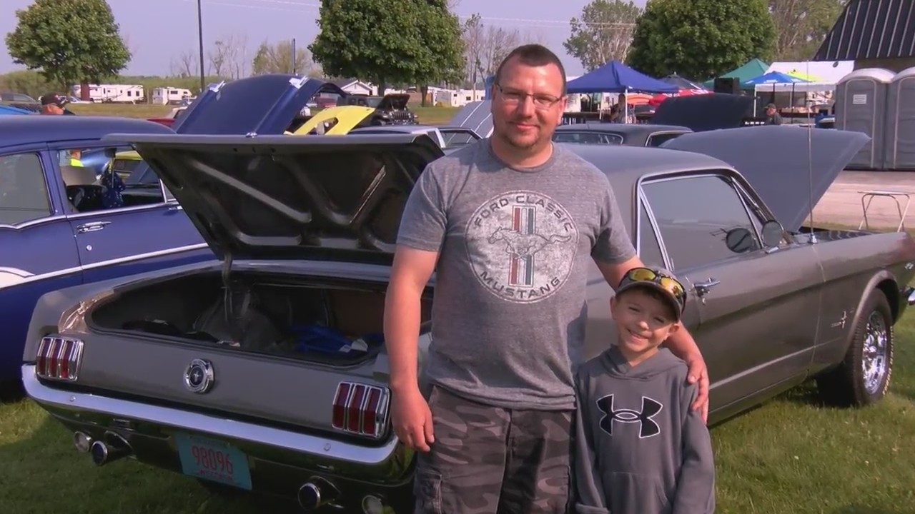 Dads spend Father’s Day with their sons at Kewaunee car show – WFRV ...