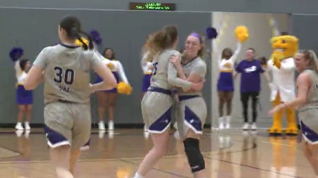 Grace Beyer sets NAIA scoring record – FOX 2