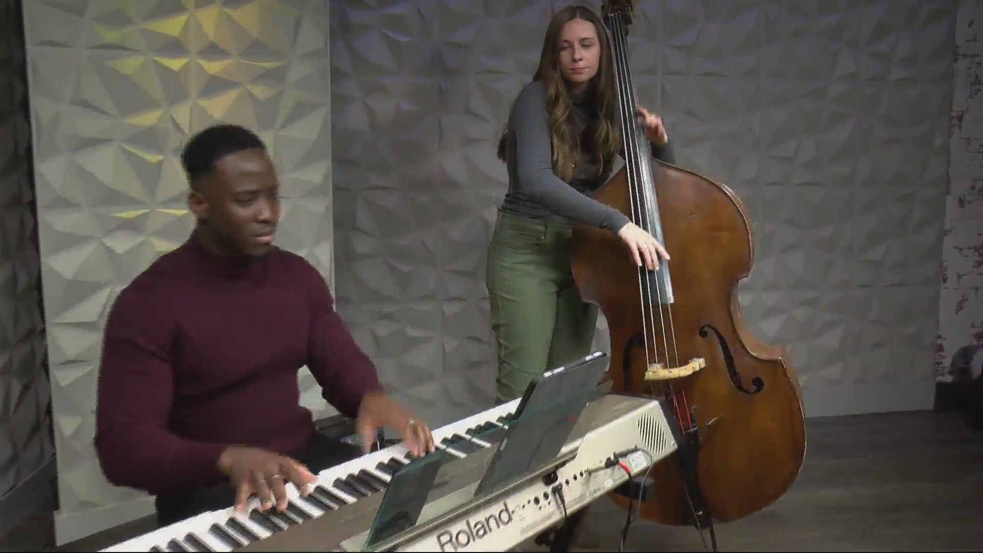 CI Stage: Emma Taylor and Leon Lewis-Nicol song 3 – WCIA.com