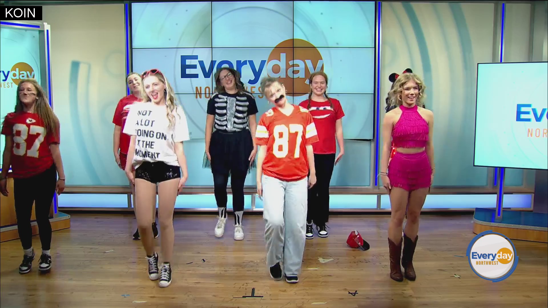 Moonstar Dance Studio performs Michael Jackson’s “Thriller” – KOIN.com