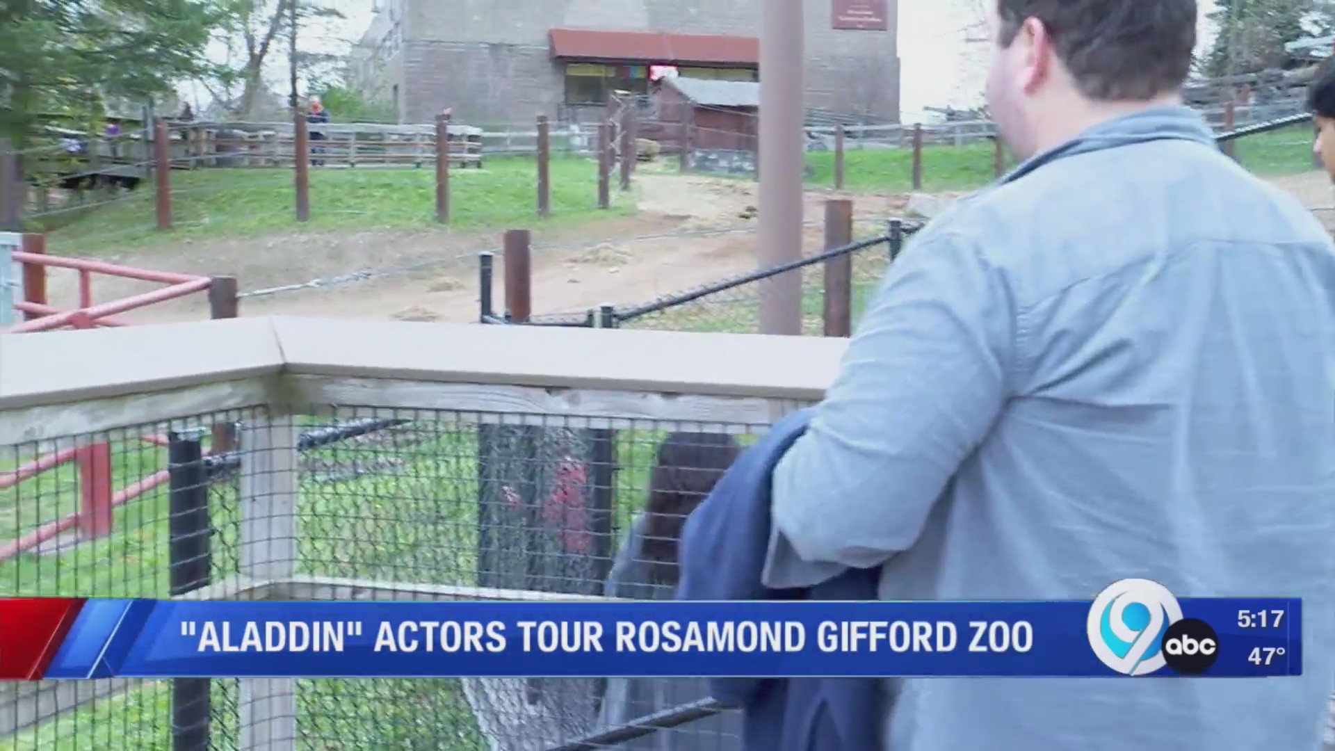 “Aladdin” actors tour Rosamond Gifford Zoo – WSYR