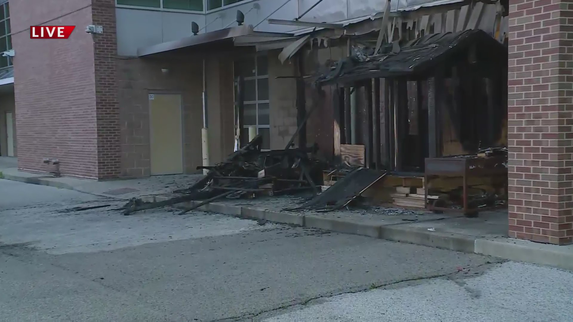 Fire damages East St. Louis High School hours before graduation – FOX 2