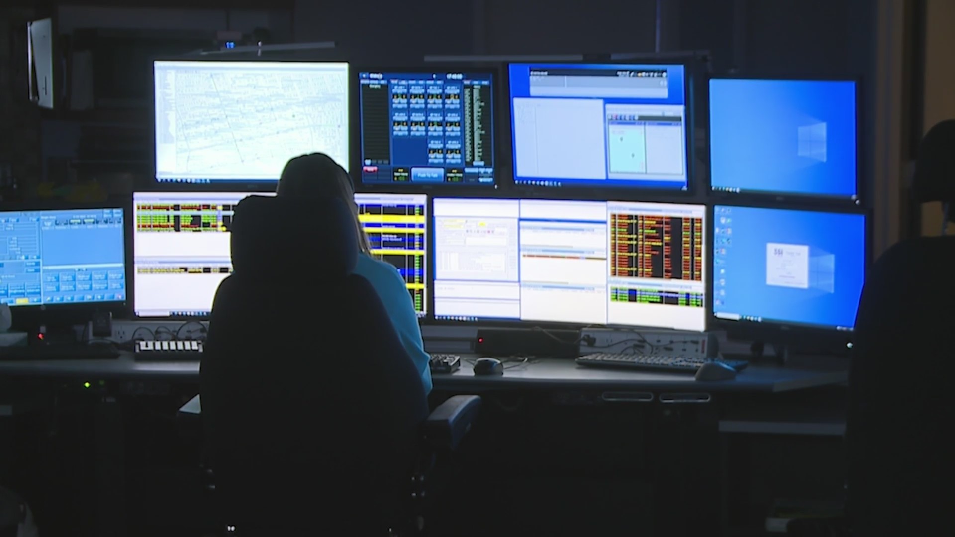 911 dispatcher gives insight into stress of job – FOX31 Denver