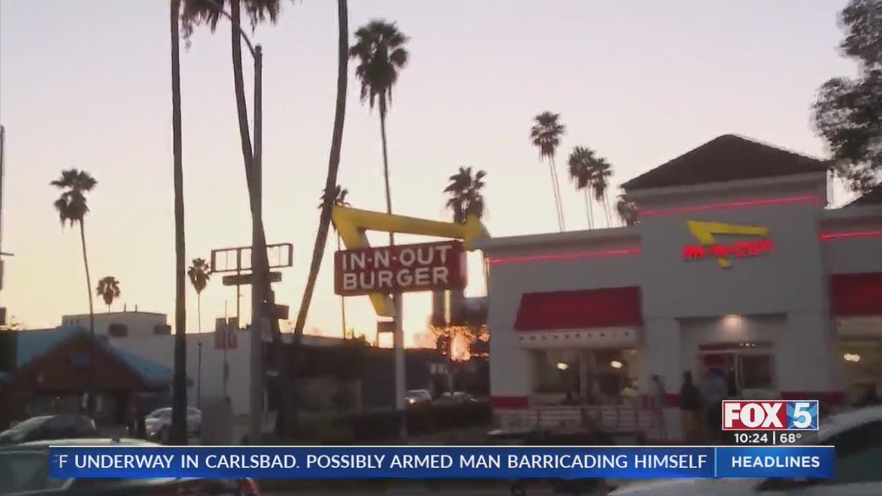 Imitation In-N-Out opens in Mexico – FOX 5 San Diego & KUSI News