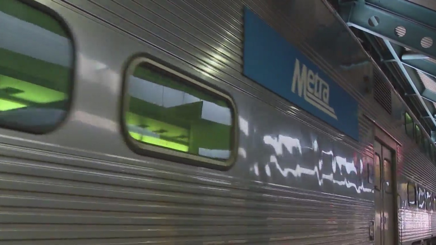 What are the big changes in Metra’s new fare structure, which rolled out Thursday? – WGN-TV