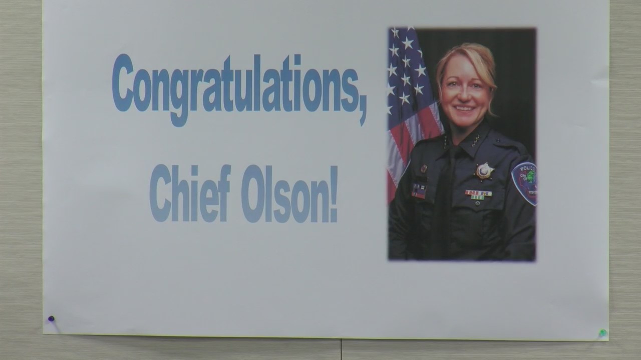 Appleton Police Department makes history after swearing in first female ...