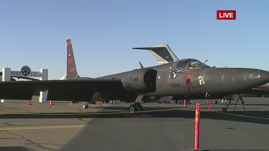 U-2 pilot describes her experience in aviation and the California ...