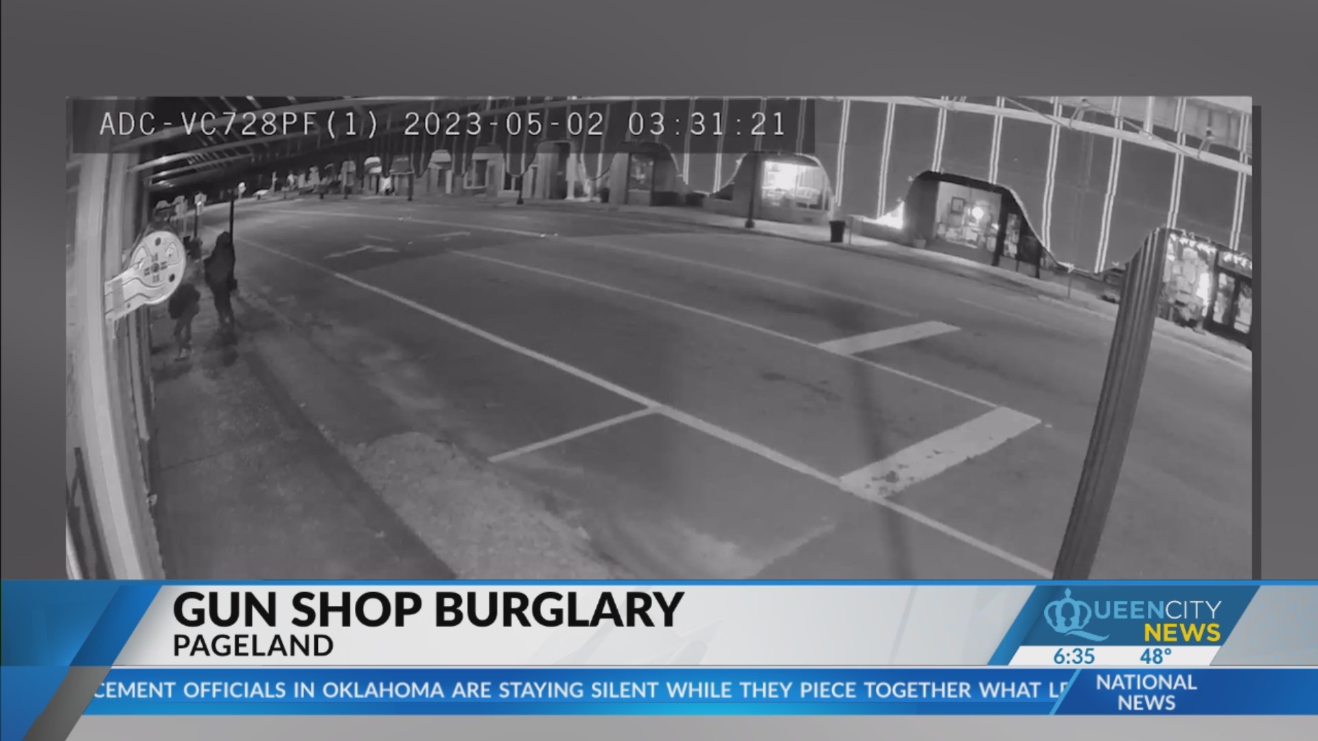 Video: Suspects shatter glass, steal gun from Pageland store – Queen ...